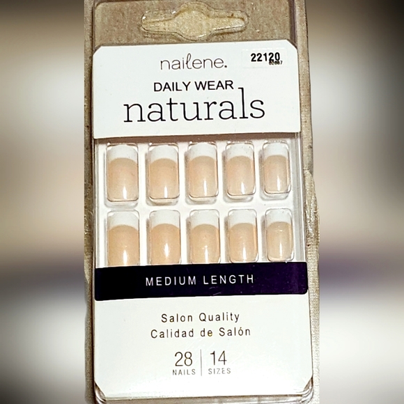 NAILENE | Makeup | Nwt Nailene Daily Wear Naturals Medium Presson ...